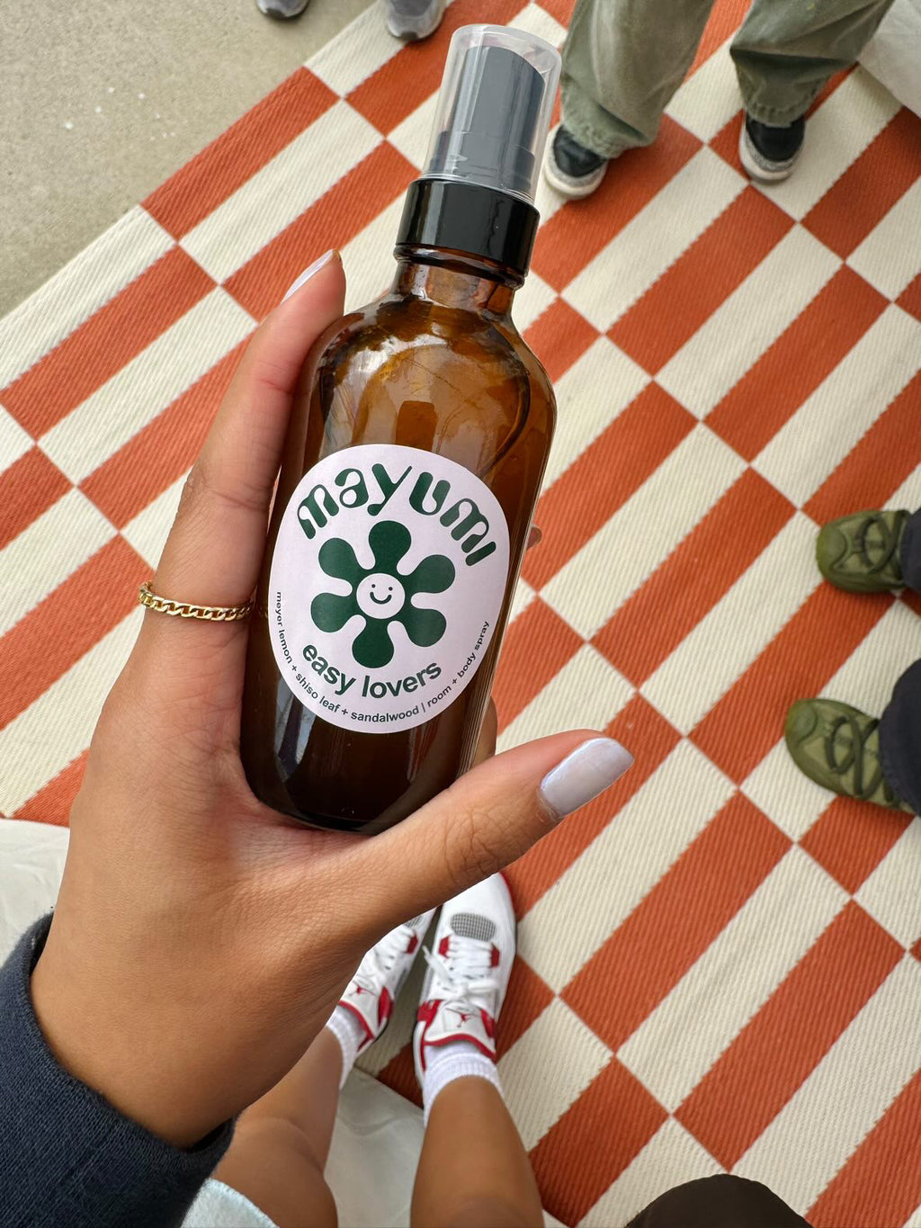 EASY LOVERS ROOM & BODY SPRAY: meyer lemon + bergamot + shiso leaf – MAYUMI GOODS